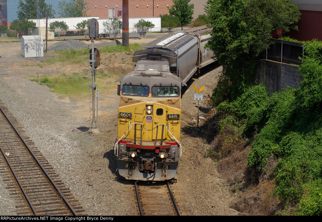 UP 6601 leading grain train out of Riverside yard